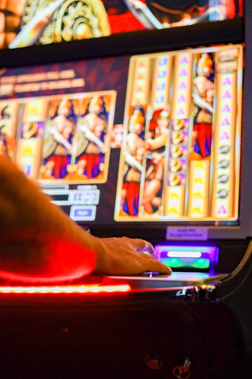 Light & Wonder™ Slot Machines & Games for Establishments